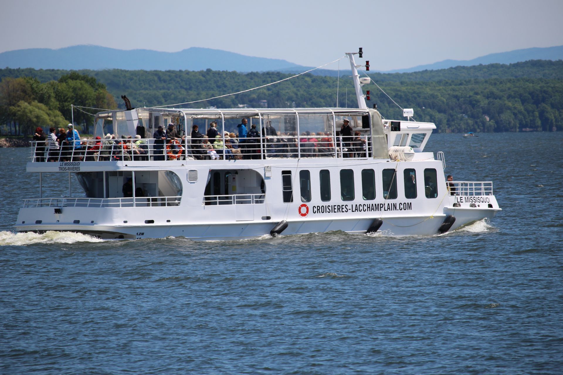 ALSQ | Croisière du Lac Champlain | Les Croisières du lac Champlain ...